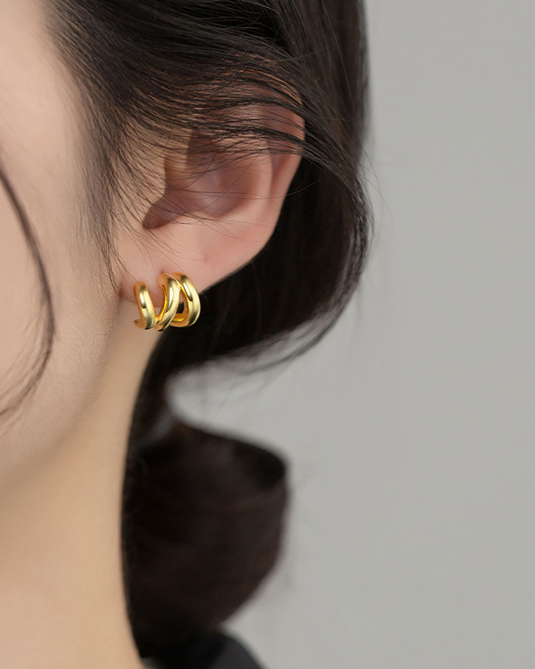 Carla Curved Stud Earrings – 1000earring