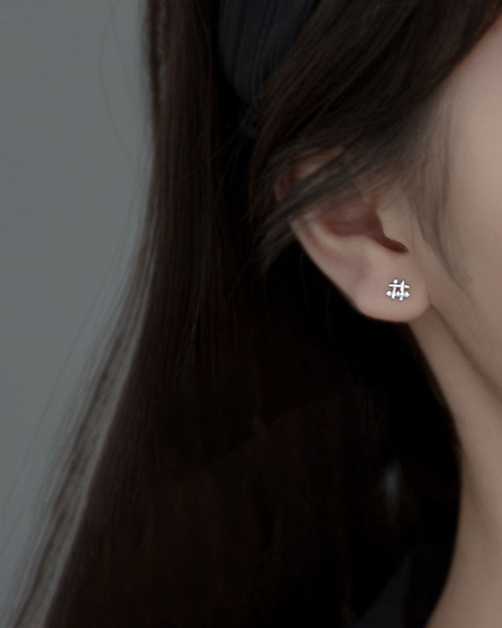 Hashtag Stud Earrings – 1000earring